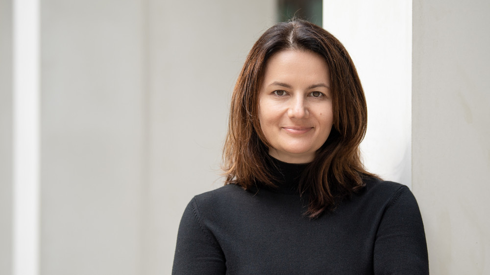 Alexandra Markovic-Sobau: Hobby-Landwirtin und Vertriebsvorstand - dvb